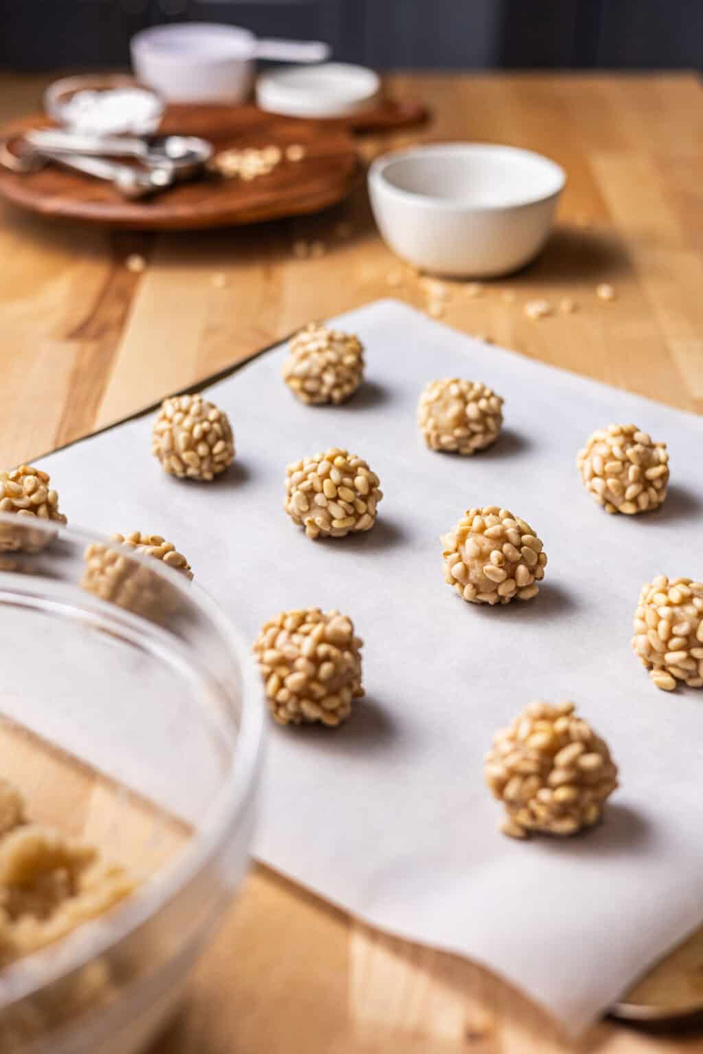 Easy Pignoli Cookies (Italian Pine Nut Cookie Recipe) - Seasoned and Salted