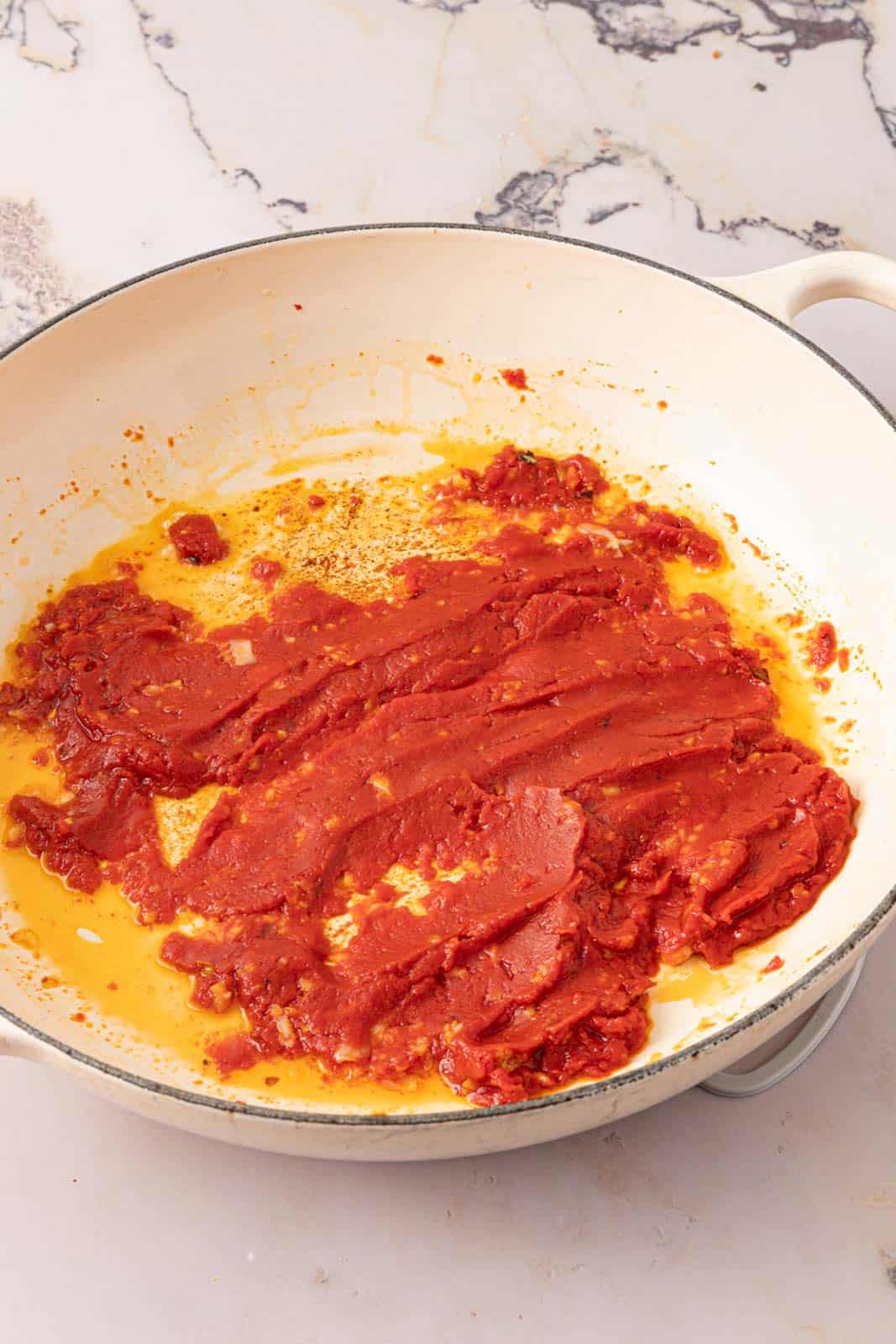 Creamy Rosé Pasta Recipe (Easy Pink Pasta Sauce) - Seasoned and Salted