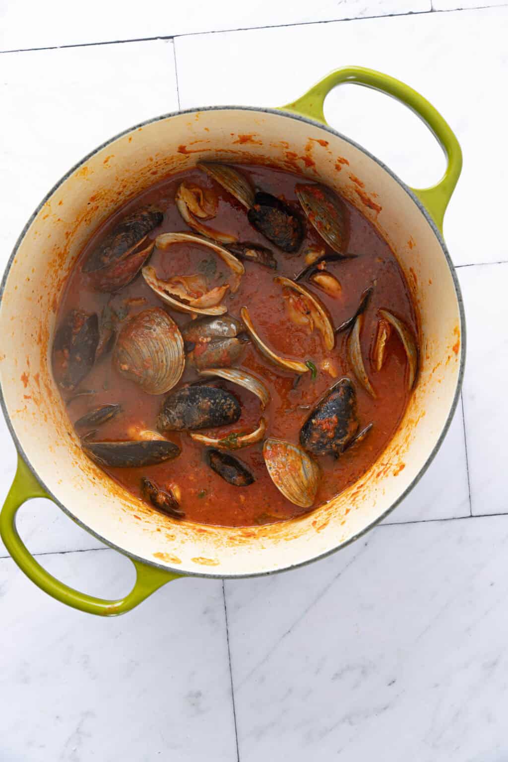 Frutti di Mare Pasta (Seafood Spaghetti Recipe) - Seasoned and Salted