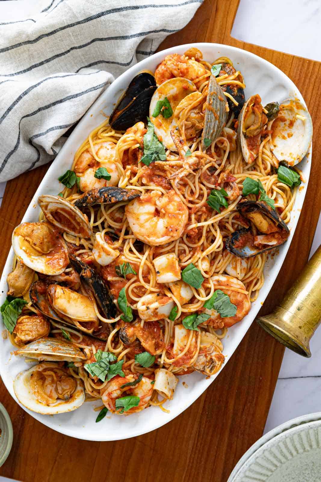 Frutti di Mare Pasta (Seafood Spaghetti Recipe) - Seasoned and Salted