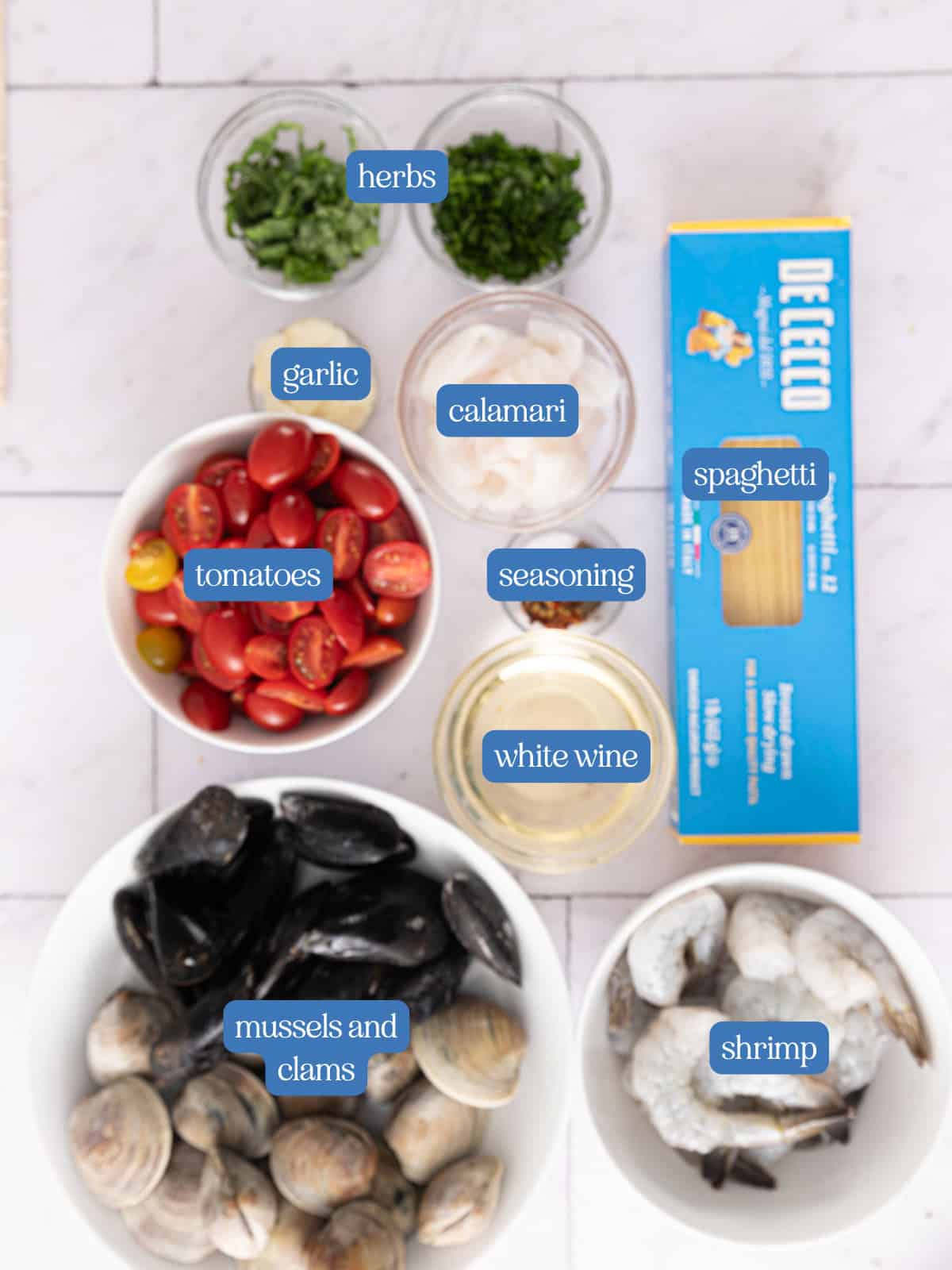 Spaghetti allo Scoglio (Italian Seafood Pasta Recipe) - Seasoned and Salted