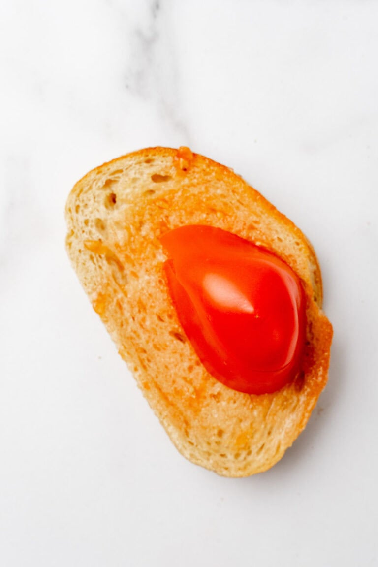 Easy Pane e Pomodoro – Italian Tomato Bread (10 Minutes) - Seasoned and ...