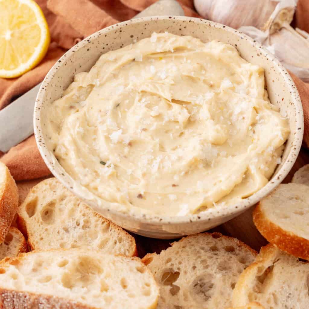 Creamy Anchovy Butter Recipe (Compound Butter For Pasta) - Seasoned and ...